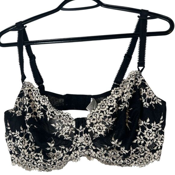 Wacoal | Intimates & Sleepwear | Wacoal Black White Floral Lace Unlined ...